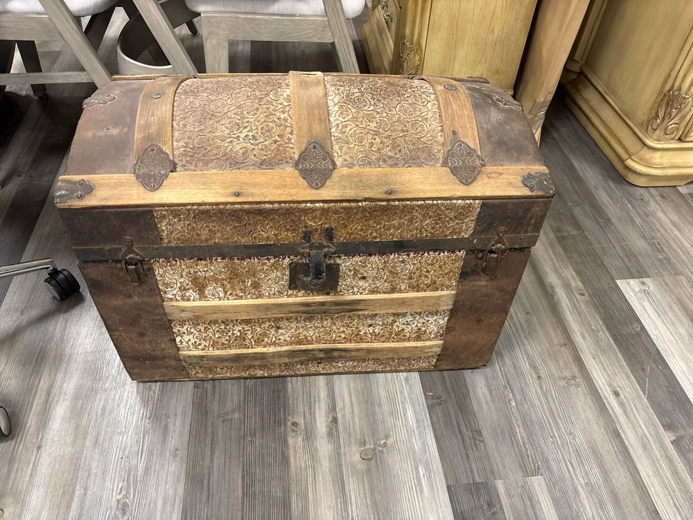 Collections – Take A Peak Consignment